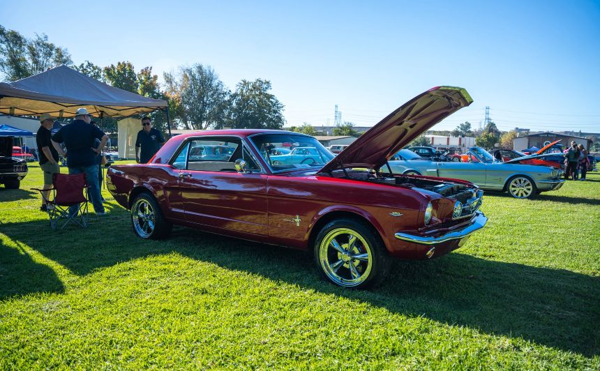Cal Mustangs Car Club